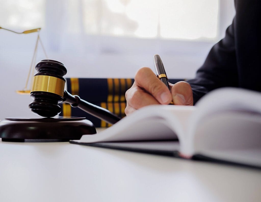 Alternative Dispute Resolution & Litigation - Law House